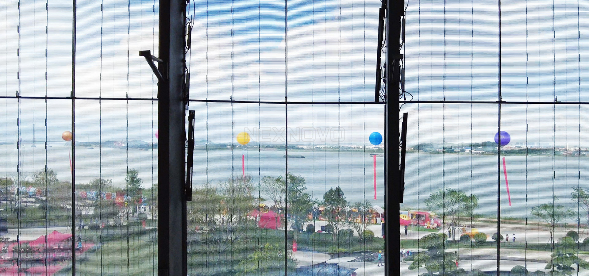 XRL Customized solution for curtain walls | Commerical Displays: Video ...